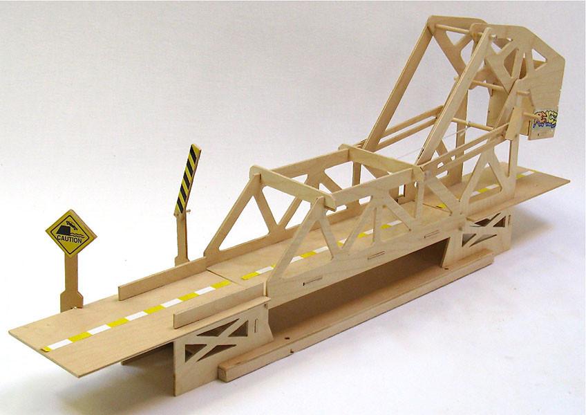 Historic Strauss Trunnion Bascule Bridge Pathfinders Model Kit | STEAM Kids